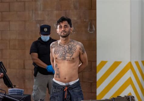 Capturan A Pandillero De La Ms Miembro De La Ranfla Nacional Radio Cadena Yskl 1041 Fm