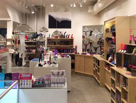 อุ้ม สิริยากร รีวิวร้าน Sex Toy พอร์ตแลนด์ ของเล่นดีไซน์จัด เจลออร์แกนิก และกู๋เทียม