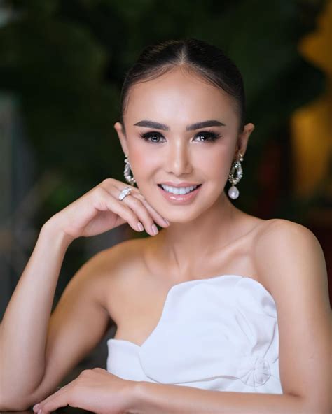 Yuni Shana Enggan Lakukan Pembedahan Plastik Suara Sarawak