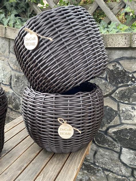 Кашпо з штучного ротангу — цена 400 грн в каталоге Кашпо Купить товары для дома и быта по