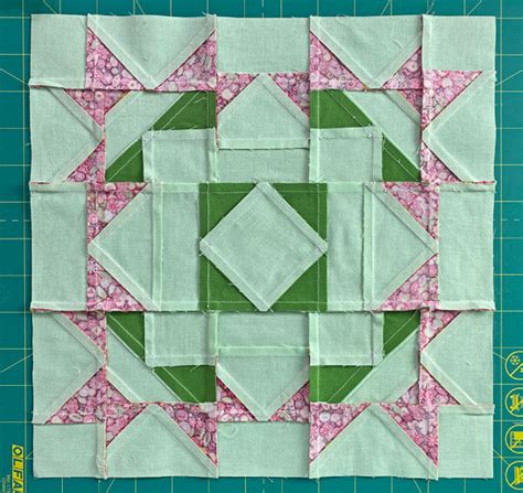 Tulips Quilt Block Tutorial Petal To The Metal Fun In 3 Sizes