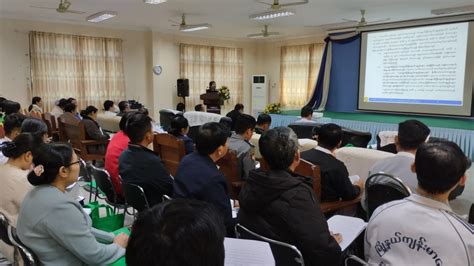 ဆေးလိပ်နှင့် ဆေးရွက်ကြီးထွက်ပစ္စည်းများကို စံသတ်မှတ်ချက်နှင့်အညီ ထုပ်ပိုးခြင်း၊ ရုပ်ပုံကပ်ခြင်း