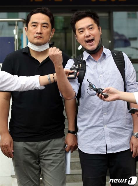 강용석·김세의 명예훼손 혐의 구속영장 기각46시간 만에 석방 Snsfeed 제휴콘텐츠 제공 실시간 핫이슈