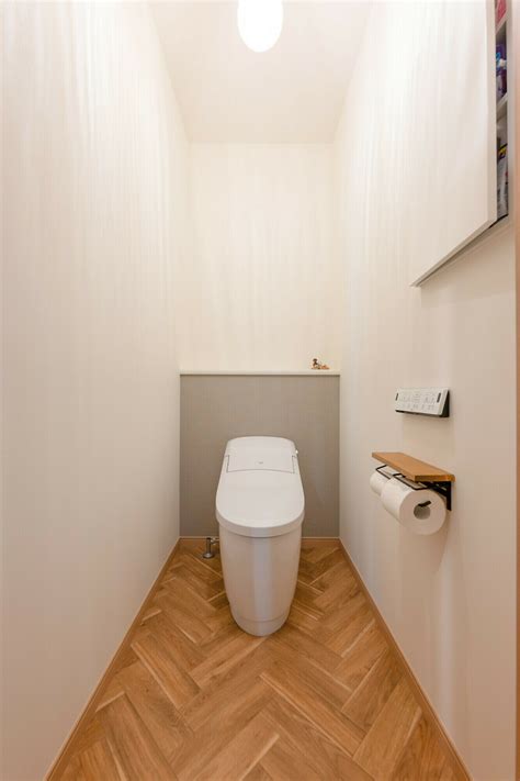 新築トイレのおしゃれな壁紙コーディネートをご紹介【施工事例10選】｜スタッフブログ｜浜松市で自然素材の注文住宅を建てるならほっと住まいる