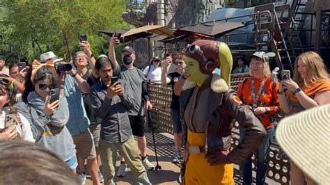 PHOTOS Hera Syndulla Chopper Arrive At Star Wars Galaxys Edge In Disneyland Disney By Mark