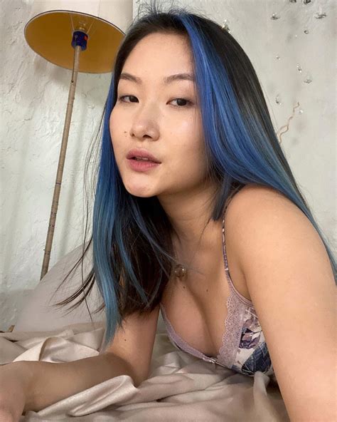 Skunk Stripe Hair Is Coming Back 50 Ideas Of Skunk Hair Dying In 2025