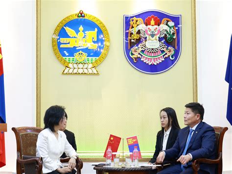 Гэр хорооллыг орон сууцжуулах чиглэлд БНХАУ тай хамтран ажиллах уулзалт ыг Хотын дарга Х