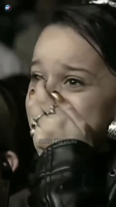 مرگ کشتی کج کار معروف وسط رینگ Youtube