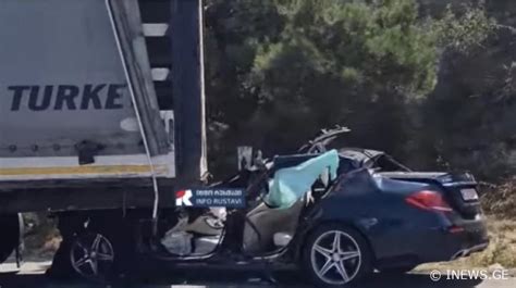 რუსთავი თბილისის ავტობანზე მომხდარ ავარიას 19 წლის ბიჭის სიცოცხლე ემსხვერპლა Inews