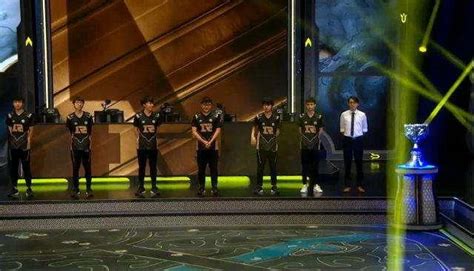 《英雄聯盟》skt 擊敗rng 晉級決賽將再度爭奪世界冠軍寶座 每日頭條