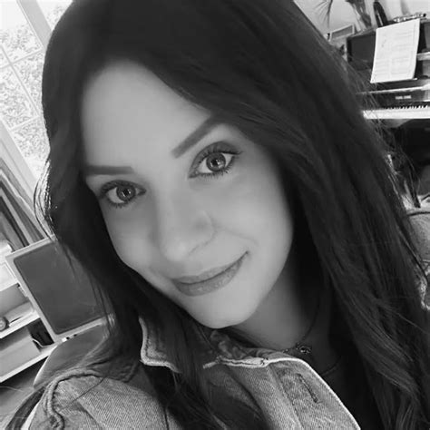 C H A R L I N E ☾ Chezcharline • Threads Say More