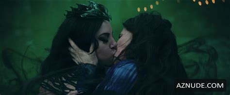 Aubrey Plaza Nude Aznude