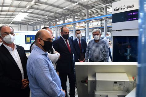 Кабинет на ЗПВРСМ за економски прашања Вицепремиерот Битиќи во посета на компанијата Актива и