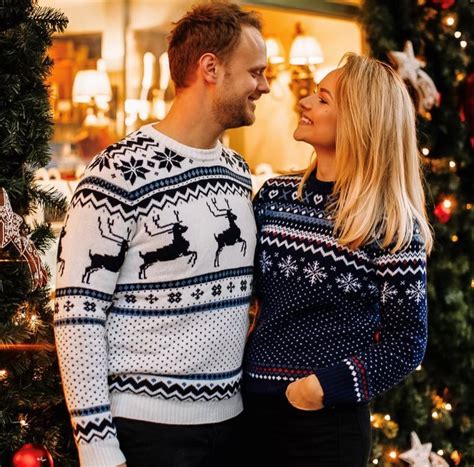 Snowflakes коледни пуловери от мериносова вълна