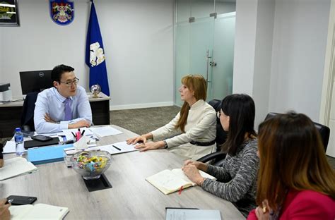 НҮБ тай хамтран Гэр хороололд сэргээгдэх эрчим хүчний шилжилтийг дэмжих төслийг хэрэгжүүлж байна