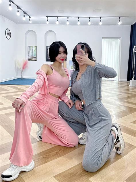 [쓰리피스set] 단추 패드가디건 탑나시 와이드팬츠 세트