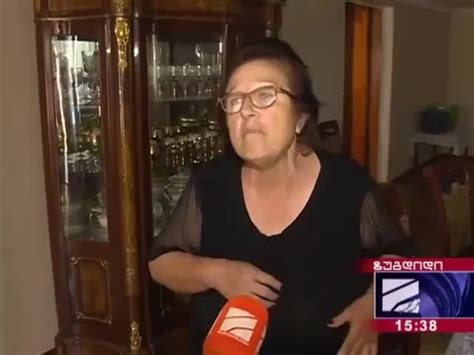 არ მომკლა მეთქი ნინო რძალმა დედამთილს ფული მოჰპარა Coub The