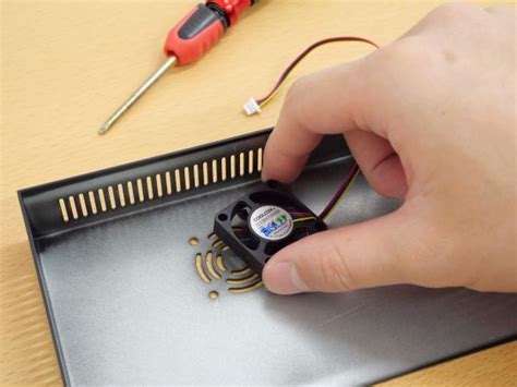 Nucっぽい小型堅牢pcを作れる「raspberry Pi Compute Module 5」の開発キット組み立てレビュー Gigazine