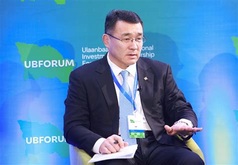 Д Сумъяабазар Хөрөнгө оруулагчдын эрх ашгийг хамгаалахад анхаарна