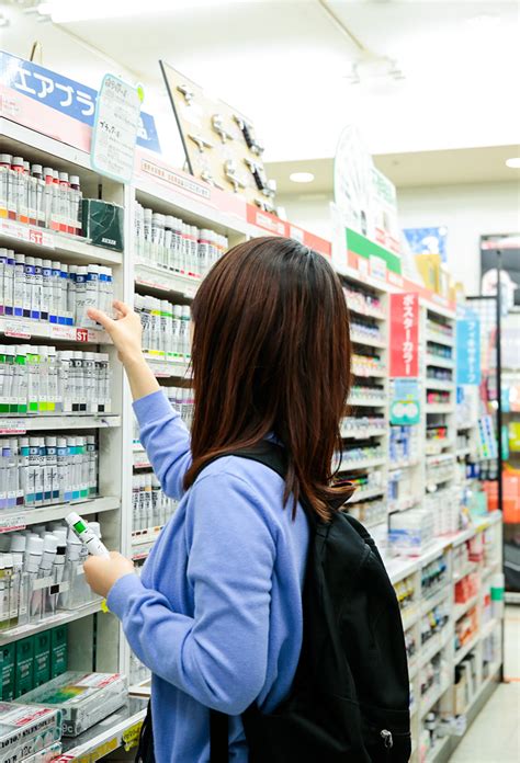 世界堂新宿 文具画材額縁の専門店
