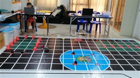 น้องปิงปองทดสอบหุ่นยนต์ Pop32 I ขับเคลื่อน 4 ล้อรุ่นคีบ 2 ชุด วันที่ 2