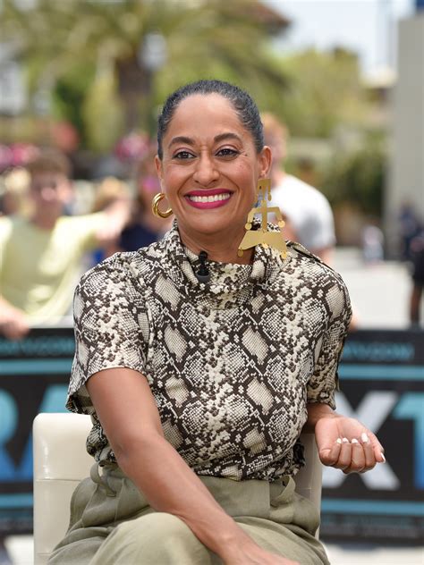 Tracee Ellis Ross From Black Ish Flaunts Enviable Figure In Pink Two