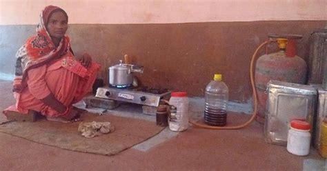 Two Years Of Ujjwala Yojana Dalits In Western Up Laud Benefits Despite