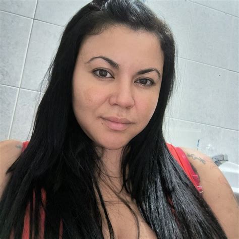 Aliciasquirtbig Webcam Show Celebmasta Live