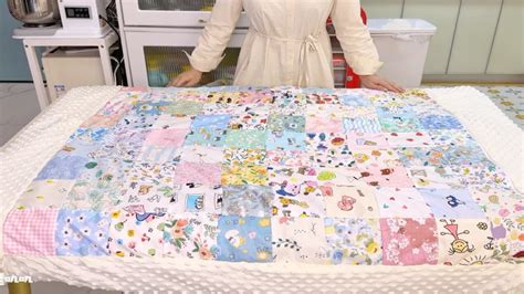 闺蜜快生宝宝啦作为孩子干妈的噗师傅给宝宝做一床蚕丝百家被当作见面礼呀 YouTube