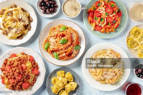 파스타 다양한 종류 오버 헤드 플랫 레이 샷 이탈리아 음식과 음료 다진 소고기에 대한 스톡 사진 및 기타 이미지 다진 소고기 다양 닭고기 Istock