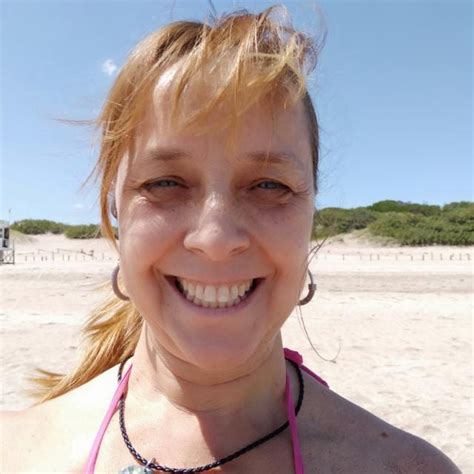 Sonia Laura Mora Medium