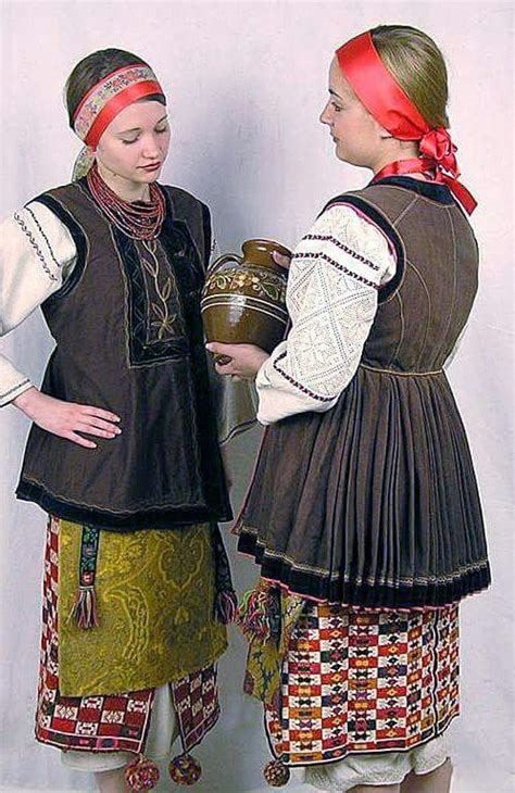 Пін на дошці «вишивка на одязі