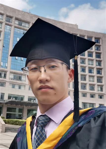 谭镇林 2020级 上海交通大学天文系