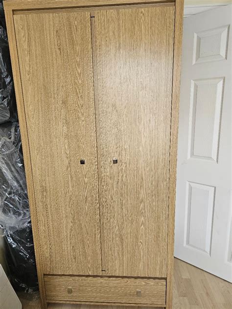 Wardrobe In B70 Sandwell Für 6000 £ Zum Verkauf Shpock De