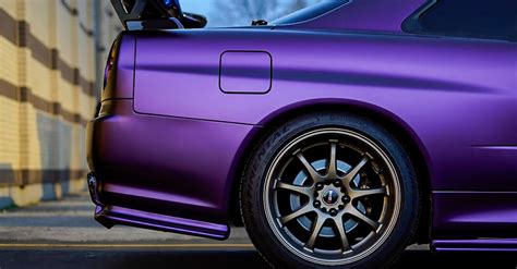 강력한 거리 공기 역학 공연 교통 나타내는 다이나믹한 대담한 도로 도시 도시 풍경 도시의 도시의 삶 드림 카 디자인 럭셔리 레이싱 매끄러운