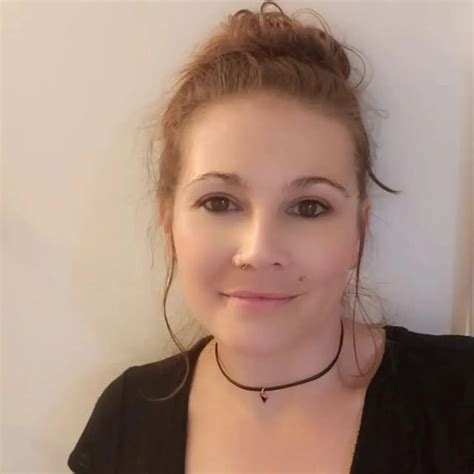 Sara Desrosiers Rice Xoxsaraxx • Threads Say More