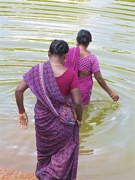 Aunty Bathing In Village Porn Pics Sex Photos Xxx Images Viedegreniers