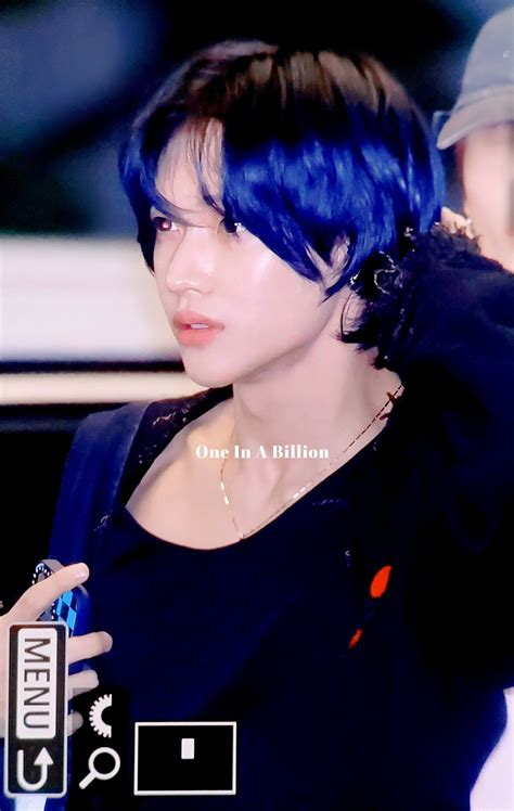 더쿠 블루블랙으로 염색하고 출국하는 라이즈 원빈 프리뷰 