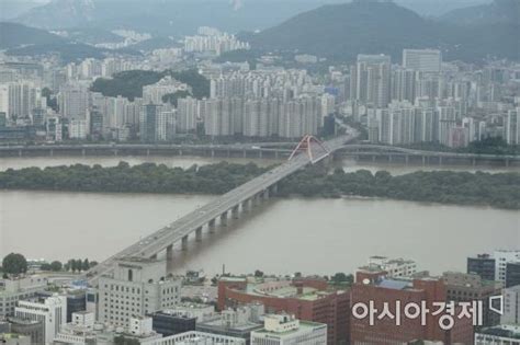아파트값 하락 공포 확산서울 실거래지수 14년여만에 최대 폭락