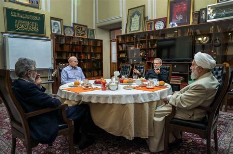 خبرآنلاین عکس افطاریِ قالیباف با علی لاریجانی، ناطق نوری و حداد عادل