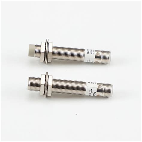 3 Wire Inductive Sensor M12 24vdc Brass Cylindrical With M12 Plug Type Trunpoo