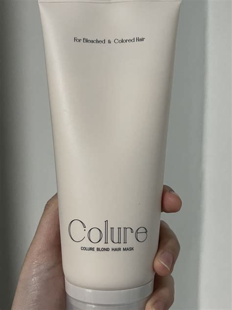 탈색 세 번에 염색까지 한 머리인데 이 헤어 마스크 팩 사용하고 나서 머릿결 엄청 괜찮아졌