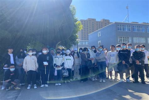学习雷锋精神，创洁净校园 最新风采 云南师范大学文理学院 信息工程学院