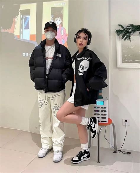 20 ไอเดียยอดนิยมเกี่ยวกับ ไอเดียแต่งตัวไปคอนเสิร์ต ผู้ชาย ในปี 2024