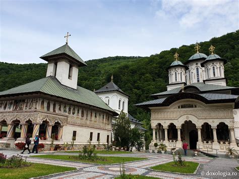 Mănăstirea Lainici Gorj Doxologia