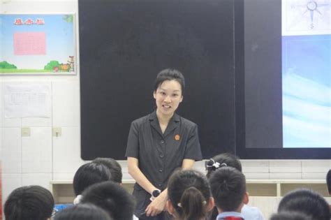 【开学第一课】源汇区法院法官走进小学 讲授开学第一堂法治课澎湃号·政务澎湃新闻 The Paper