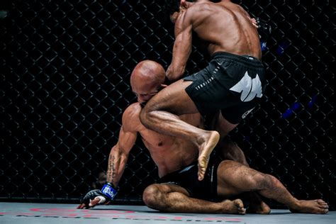 阿德里亚诺•莫赖斯获得2021年度综合格斗最佳ko One Championship The Home Of Martial Arts