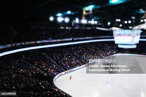 Zijun Li Figure Skater Photos And Premium High Res Pictures Getty Images
