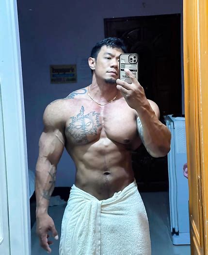 TH Bodybuilder Rachata Image ThisVid Tube
