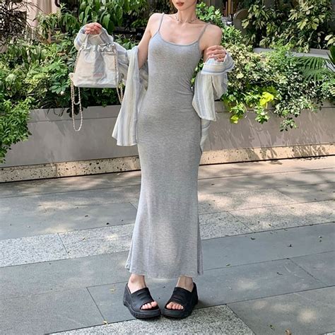 코디세트스트라이프 패턴 루즈핏 셔츠u넥 라인 피쉬테일 나시 롱원피스 세트 2k106375e